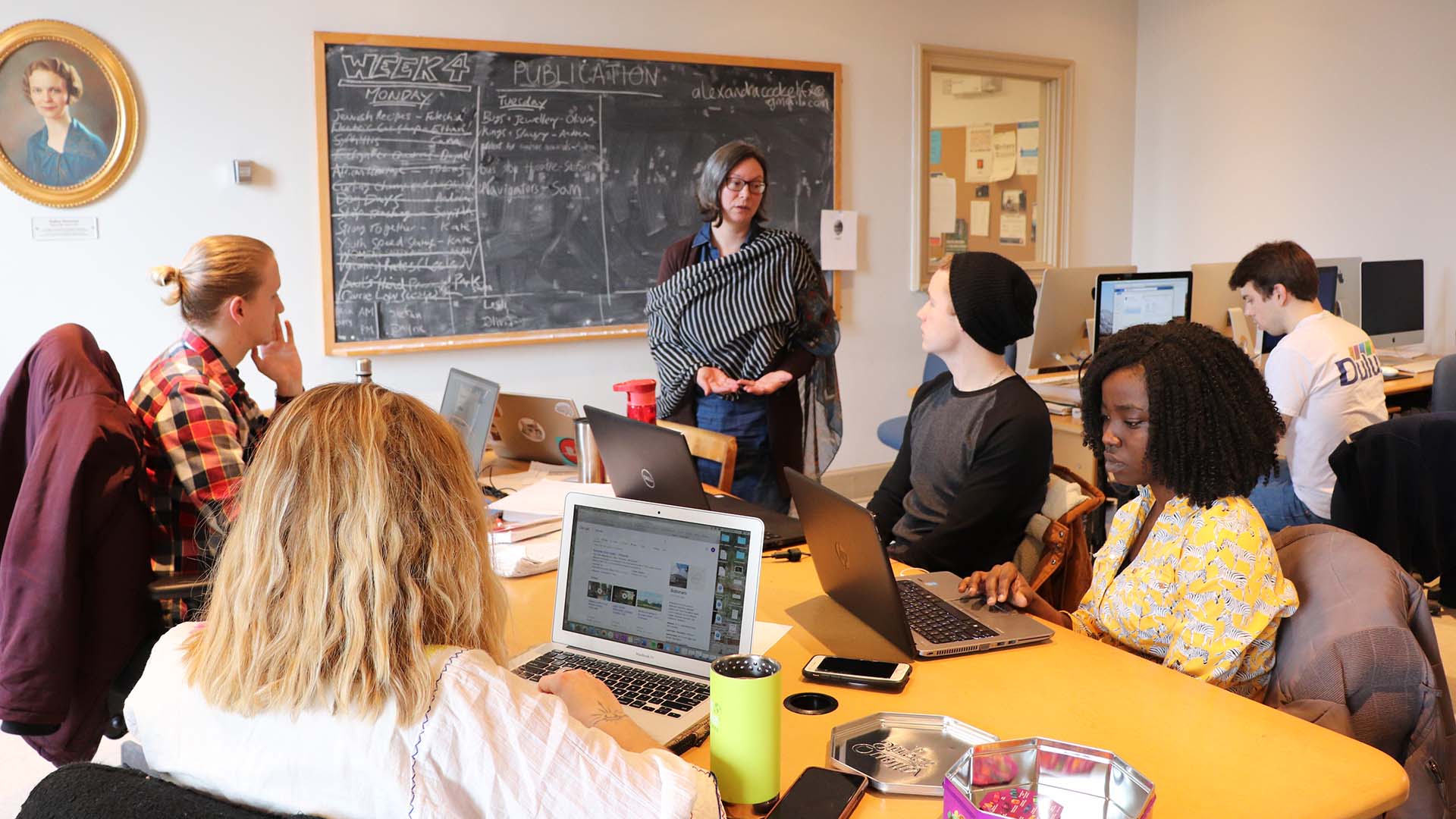 Newsroom bustles as journalism students gain hands-on reporting ...