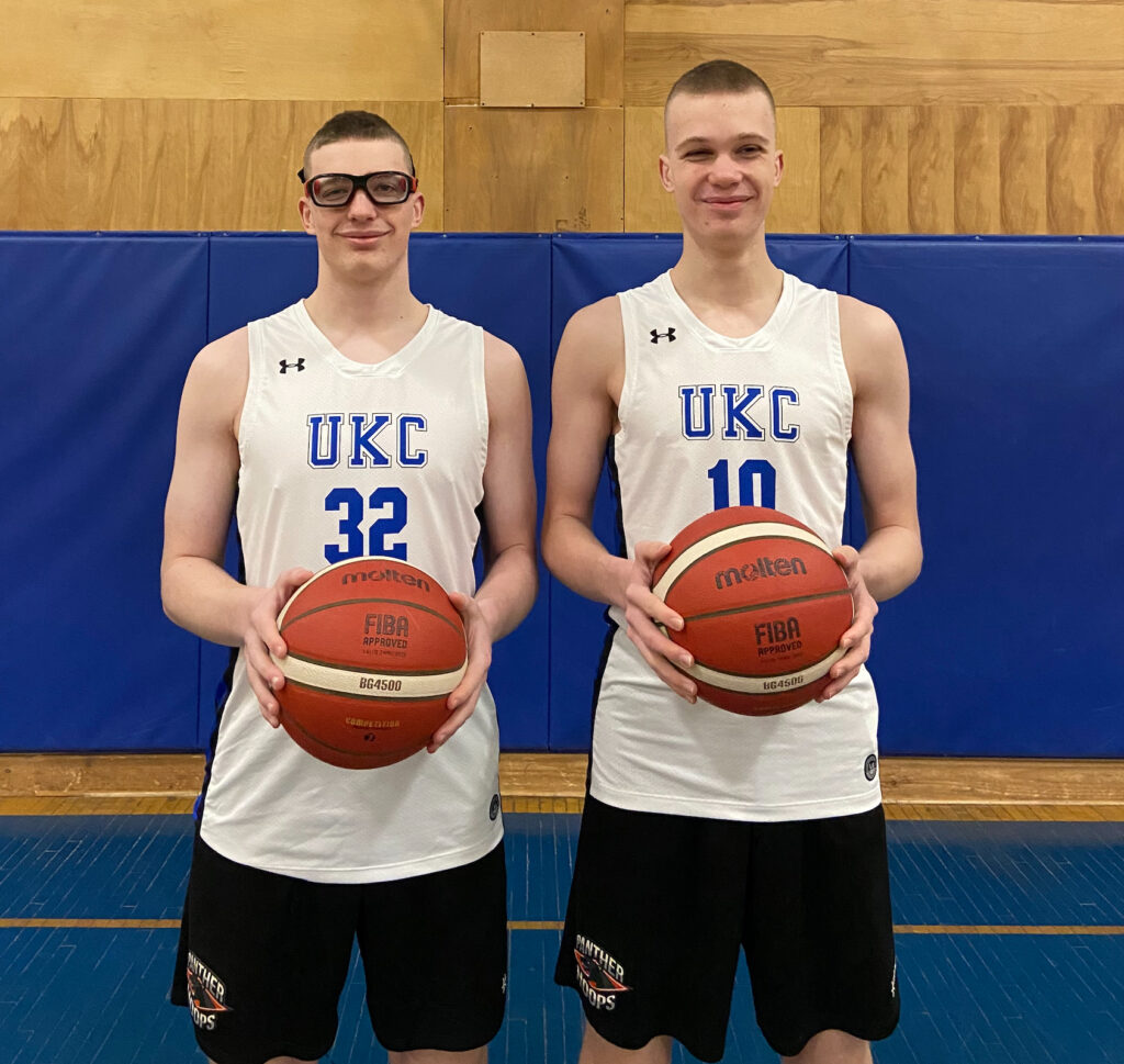 Patterson twins sign for Men’s Basketball | University of King's College